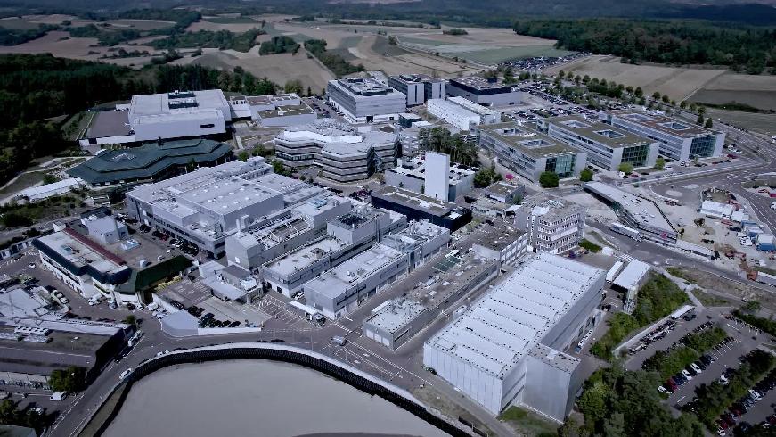 The development center Weissach: The think tank of Porsche - NewsTV Porsche