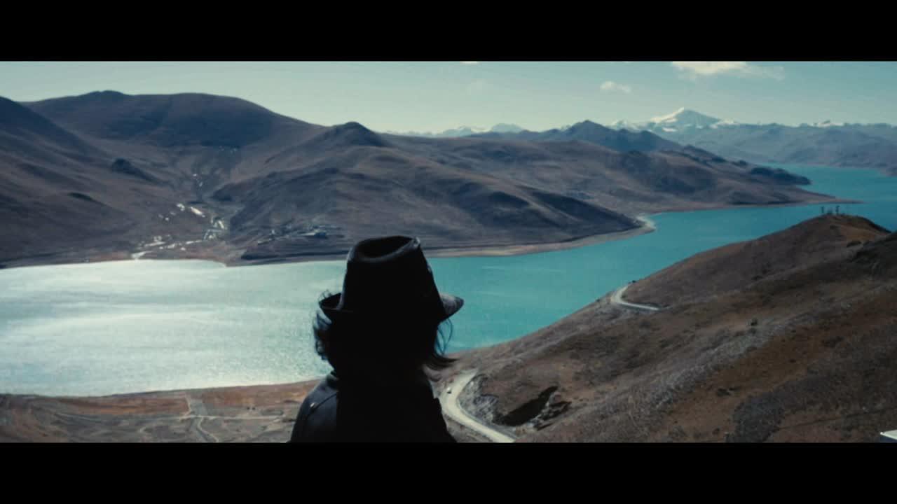 Artist Ding Yi individualises Taycan Turbo S with his own artwork ...